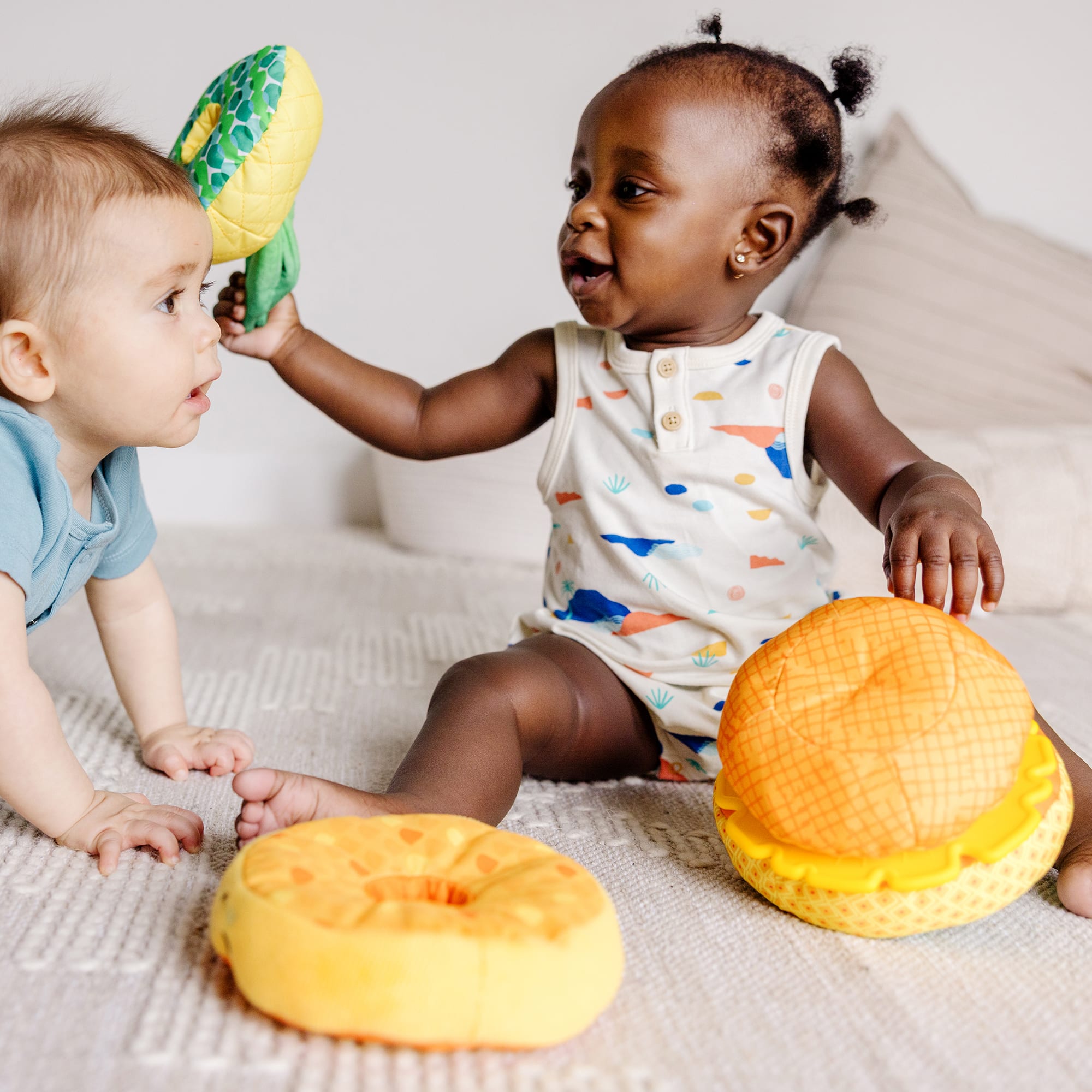Product: Pineapple Soft Stacker