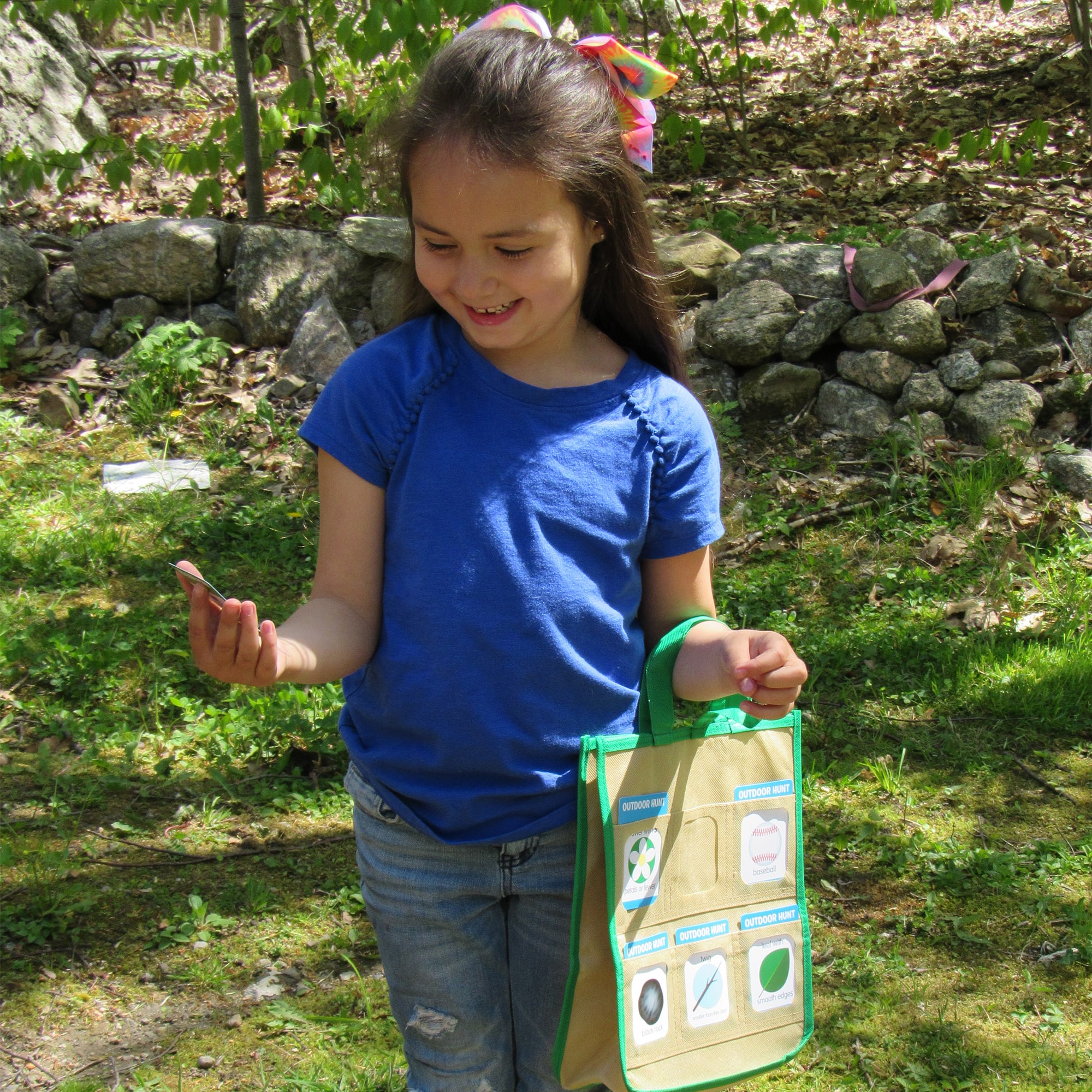 Product: Let's Explore Indoor/Outdoor Scavenger Hunt Play Set