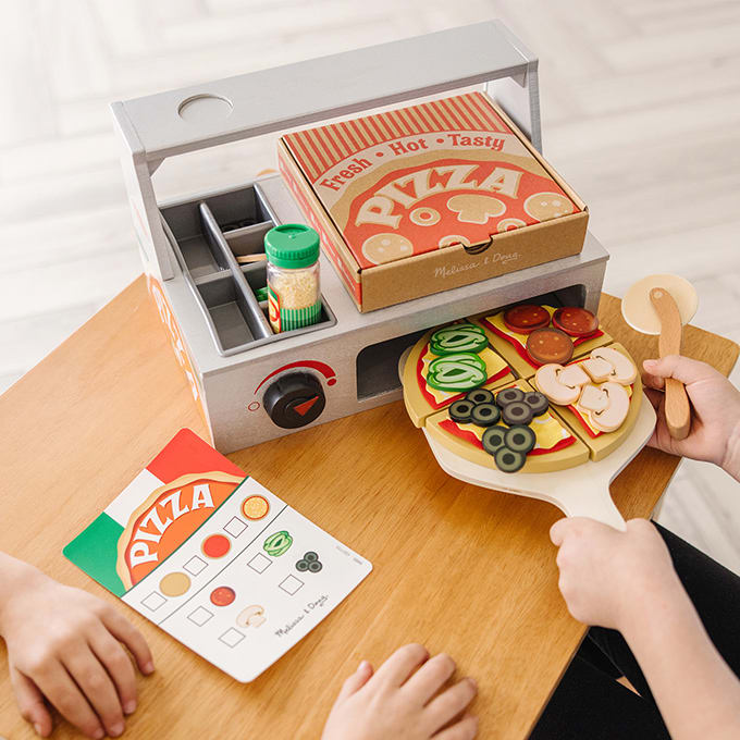 Product: Top & Bake Pizza Counter - Wooden Play Food